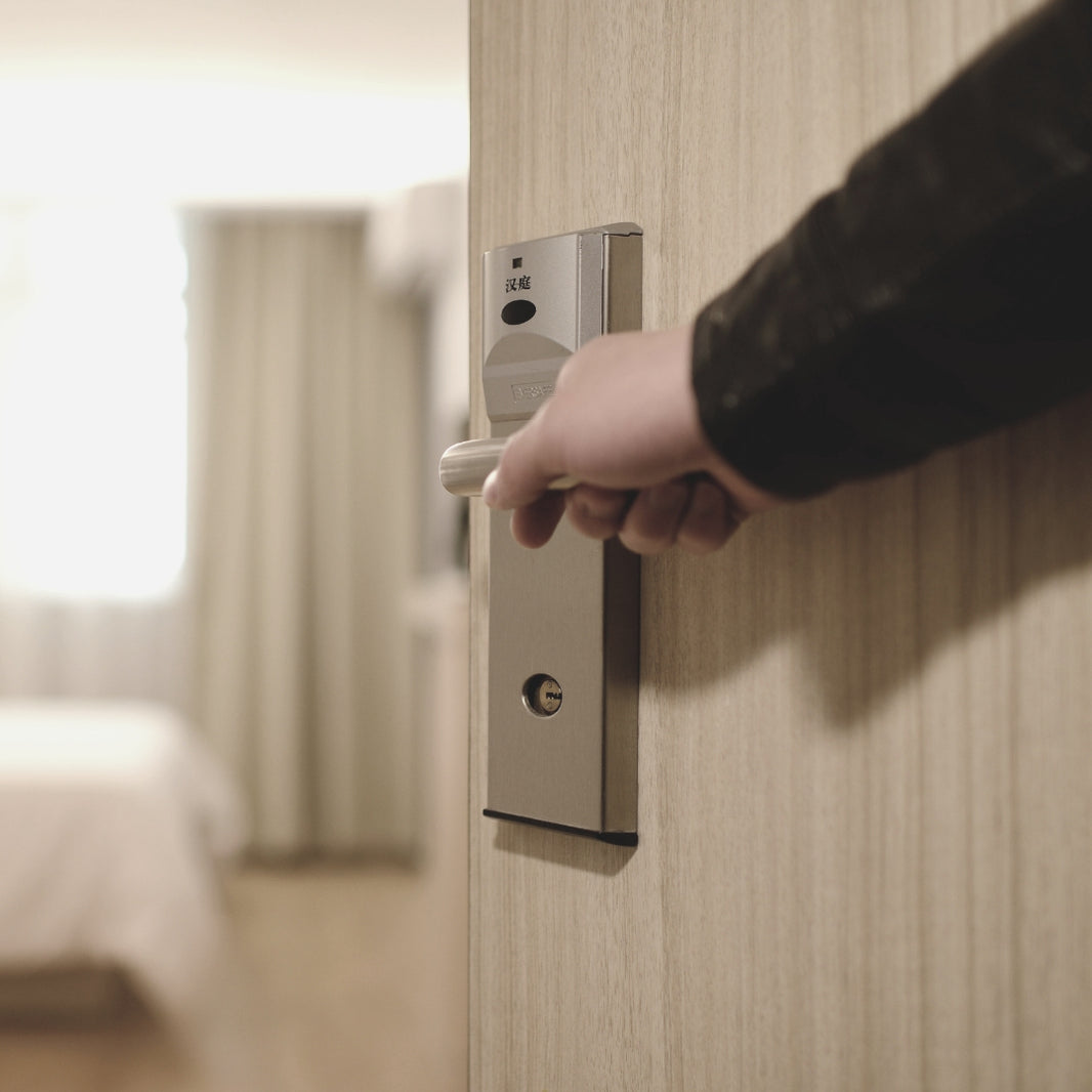 La Mar 1 Hour Dry Cleaners - Since 1962 - FREE Pickup & Delivery